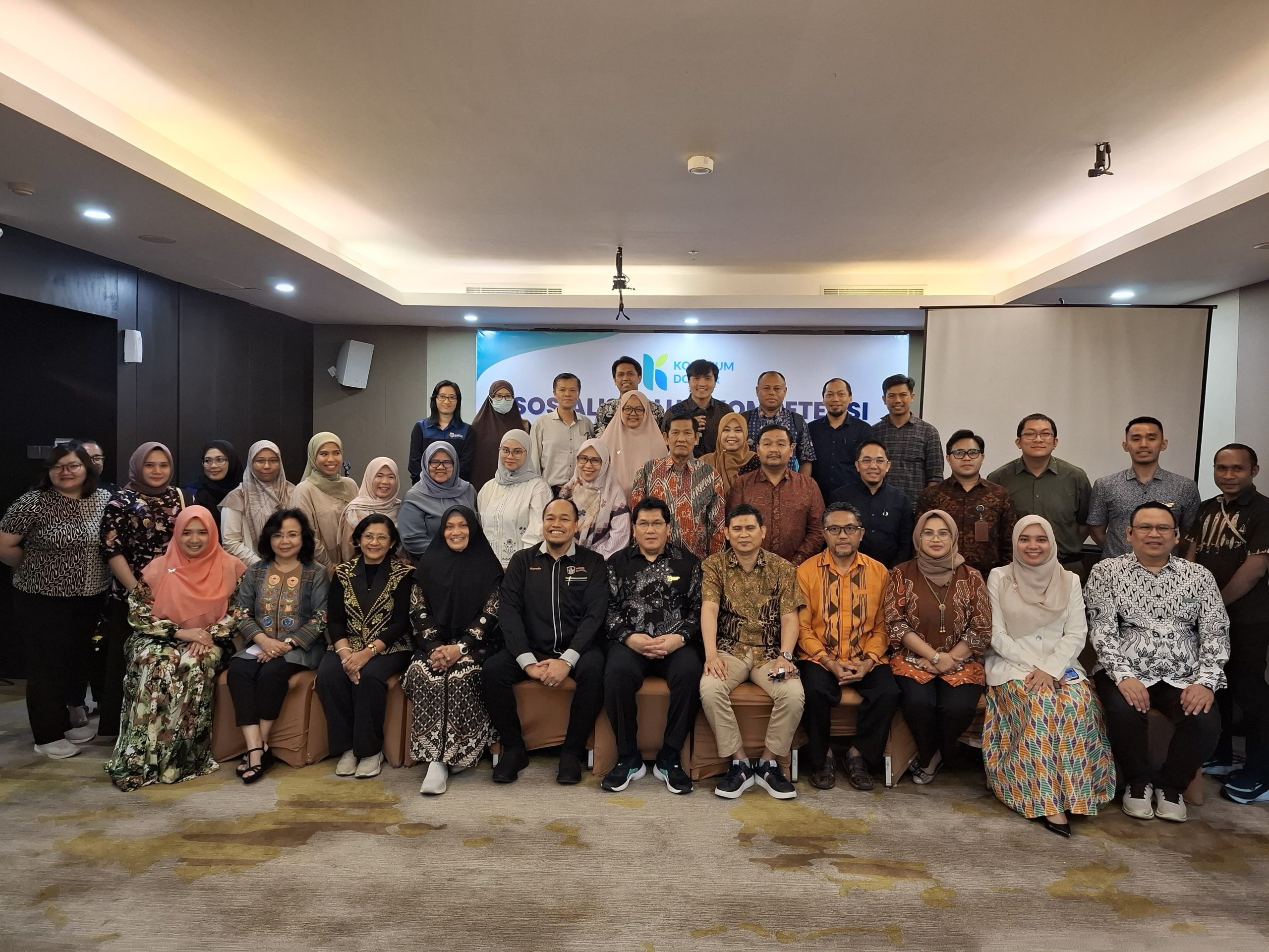 Kolegium Dokter Luncurkan CRASH Program Gratis untuk Retaker Bersama ...